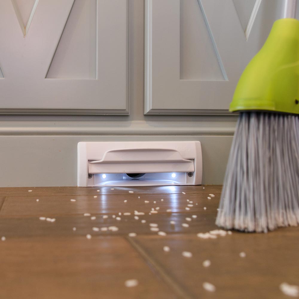 VacPort Automatic Dustpan with LED