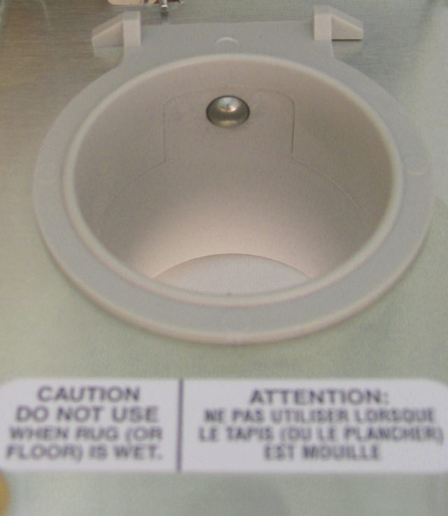 Vacumaid 1.25" Metal Wall Inlet Valve with Pin Jack